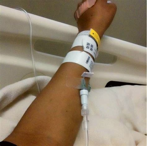 Pinterest Hospital Room Snapchat Stories Black Hand With Drip In