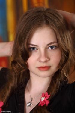 Ekaterina Denisova Bella нашлось 60 Фотo