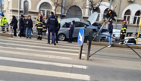 B365 BREAKING Accident grav pe Șos Ștefan cel Mare unde o mașină