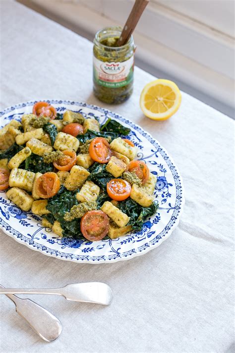 Pan Fried Gnocchi With Basil Pesto She Can T Eat What