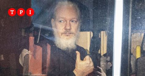 Julian Assange Is Free He Returns To Australia After Having Reached A