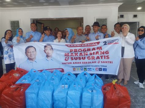 Hari Pertama Kampanye TKD Prabowo Gibran KIM Sulteng Bagikan Makan