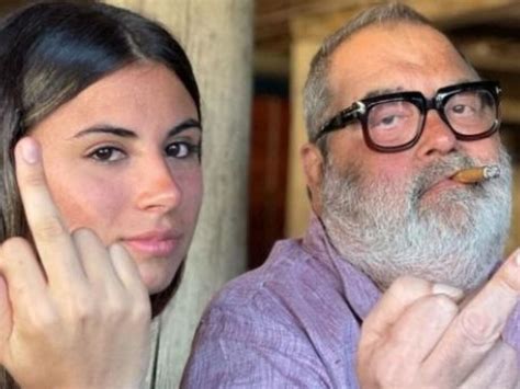 La confesión de Lola la hija de Jorge Lanata sobre su boda con Elba