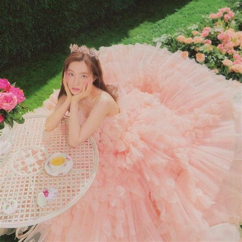 Irene Feel My Rhythm ReVe Album Scans In 2022 Beludru Merah Gaya