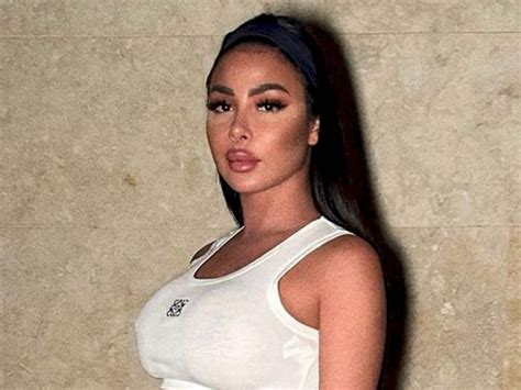 Les Marseillais W Maeva Ghennam Enceinte Elle Fait Une Dr Le De