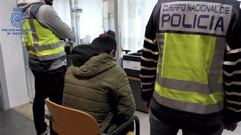 La Policía investiga como crimen machista la muerte de una mujer en