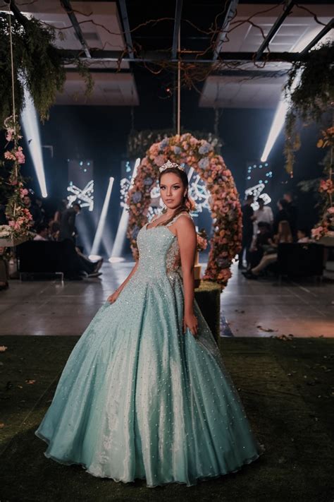 Vestido Festa De 15 Anos 2024 Melhores Ideias Para Debutantes