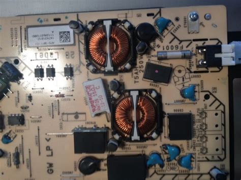 Dépannage Téléviseur Sony KDL 46 EX 720 la led clignote 2 fois