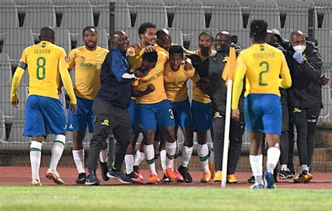 Kick Off On Twitter Pitso Mosimane Has Warned Kaizer Chiefs And The