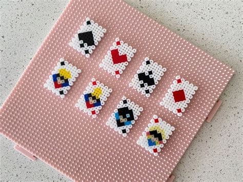 Pin By Vaneczka On Easy Perler Beads Ideas Hama Beads Design