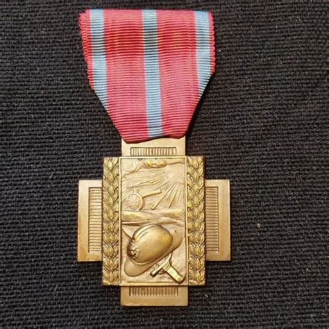 X Belle M Daille Militaire Croix Du Feu Guerre Belgian