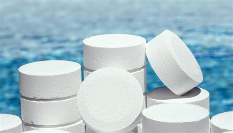 Piscine Comment Stabiliser Le Chlore Avec De L Acide Cyanurique