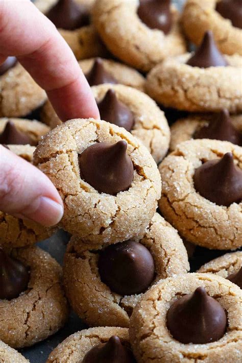 The BEST Peanut Butter Blossoms Foodtasia