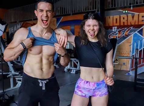 Tibo Inshape et Juju Fitcats séparés Le youtubeur tacle violemment sa
