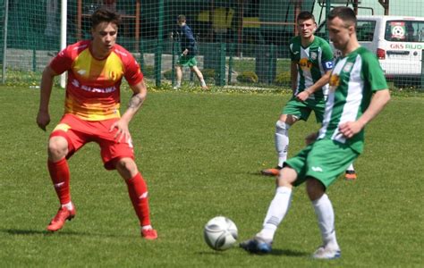 Hummel 4 liga Zobacz ZDJĘCIA z meczu GKS Rudki Korona II Kielce