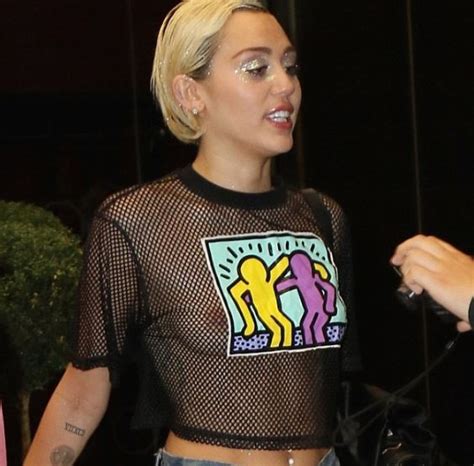 10 Times Miley Cyrus Stripped Nude And Flashed Her Pussy