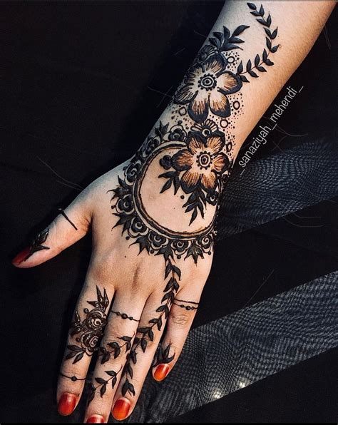 50 Gorgeous And Simple Henna Designs For The Minimalist Mehndi