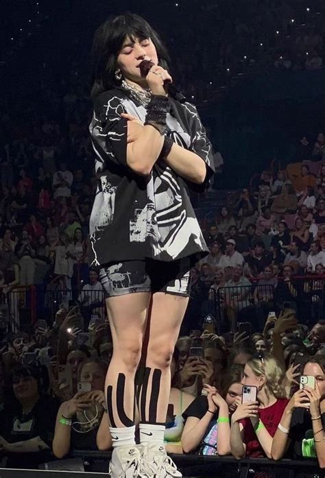 Billie Eilish Performing At The Brisbane Entertainment Centre In