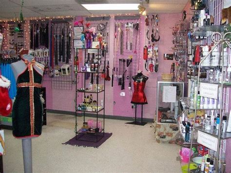 10 Queer Women Friendly Sex Shops You Should Visit With Your Girlfriend