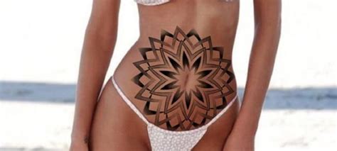 Tatuajes en el abdomen para mujer diseños geniales en varios estilos