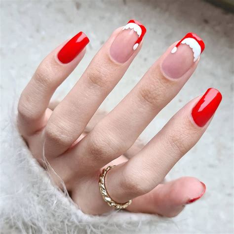 Cinco diseños de uñas para darle la bienvenida al mes de la navidad