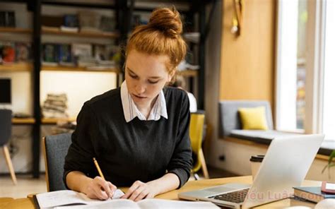 Cách viết bài tiểu luận chi tiết từ A Z
