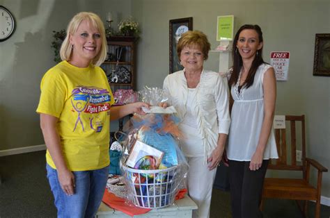 Donating To Stoddard County Relay For Life