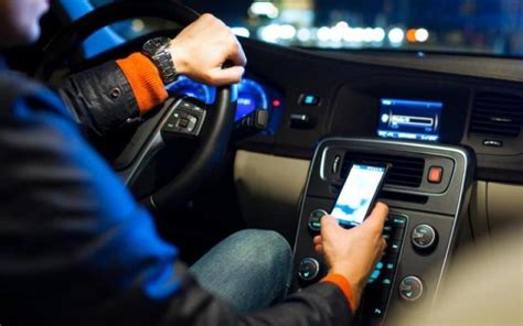Campanha contra uso de celular ao volante é lançada na Câmara Raul