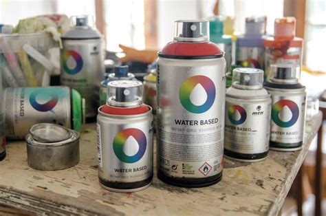 La Pintura En Aerosol Tiene Base De Aceite O Base De Agua Spray