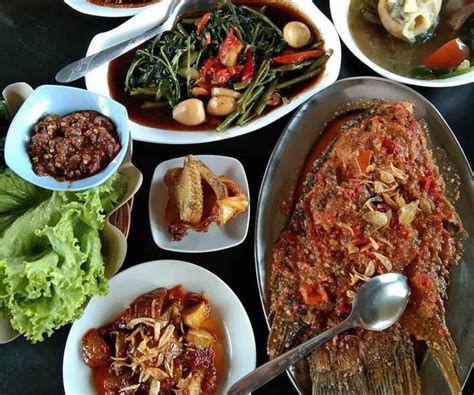Rekomendasi Tempat Makan Di Karawang Cocok Untuk Bukber Bersama
