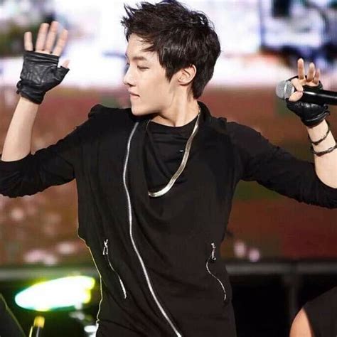Pin De Elvan En Nazoly En 2024 Jung Hoseok Hoseok Foto