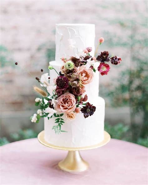10 Easy Ways To Create A Simple And Elegant Wedding Cake Of 57 OFF