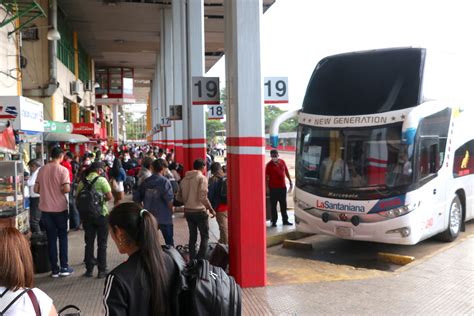 Importante flujo de pasajeros en la Estación de Buses de Asunción RCC