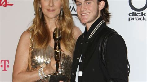 Photo Céline Dion et son fils René Charles Angélil Press room de la