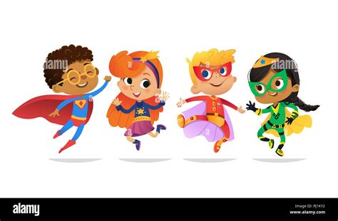 Niños y Niñas multirracial vistiendo coloridos trajes de superhéroes