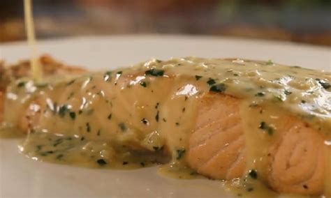 Voici Comment Préparer Un Saumon Express À La Sauce Crémeuse Recette