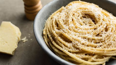 Bucatini Cacio E Pepe Pasta Recipe