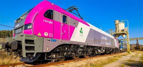 PRIMER VIAJE COMERCIAL DE LAS NUEVAS LOCOMOTORAS CERO CO2 DE RENFE
