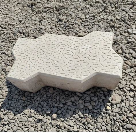 Grey Concrete Zig Zag Paver Block For Commercial Space Thickness