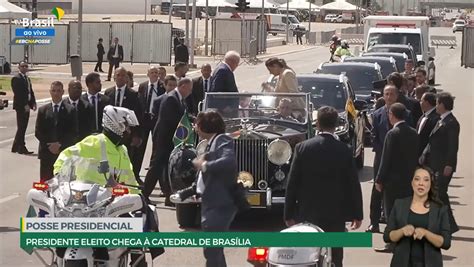 Lula Desfila Em Carro Aberto A Primeira Dama Acompanhe