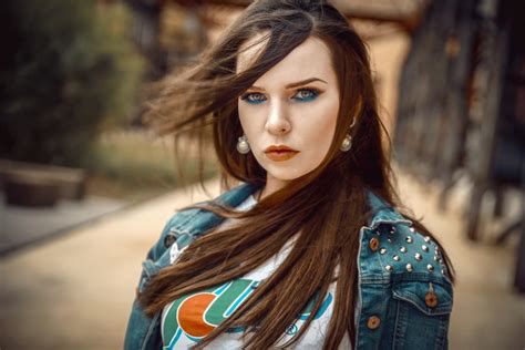 Lola Shine Management