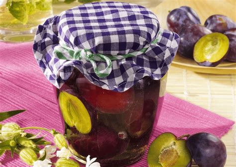 Cum se face corect compotul de prune Rețeta delicioasă ușor de