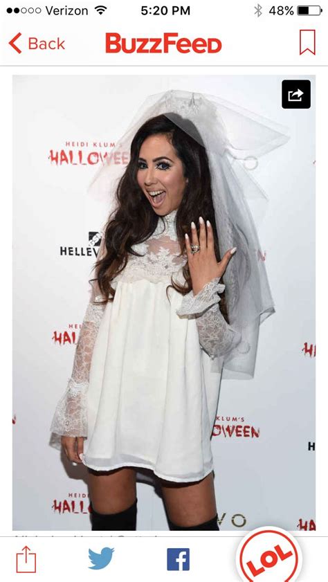Priscilla Presley Makes A Great Halloween Costume Celebrity Halloween Costumes Great