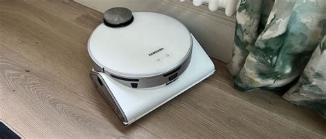 Samsung Jet AI Robot Vacuum With Object Recognition Review A
