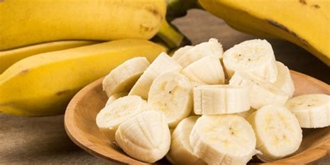 9 increíbles beneficios que obtienes por comer bananas Farmacia Botica