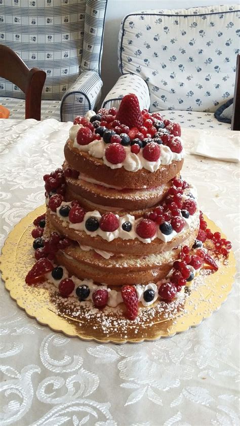 Naked Cake Alle Fragole Food Desserts Cake