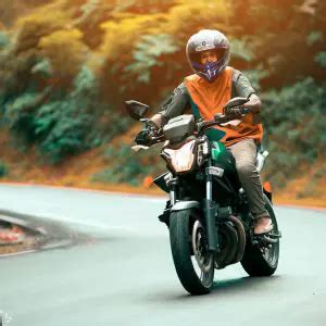 Cara Aman Mengendarai Motor Matic Di Jalan Menanjak Dan Menurun Tips