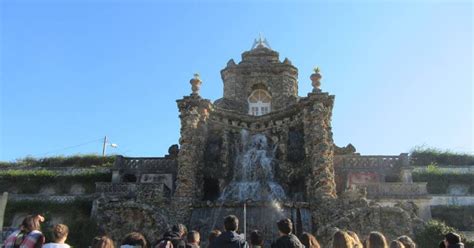 CONVERSA AVINAGRADA Reabilitação ou comercialização de 30 monumentos