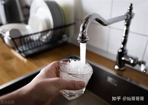 晨起第一杯水很多人没喝对怎么喝喝多少告诉你正确的方法 知乎