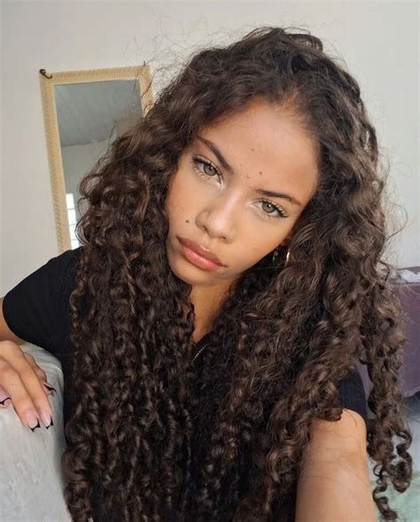 Latina En 2024 Foto Crespo Trucos De Moda